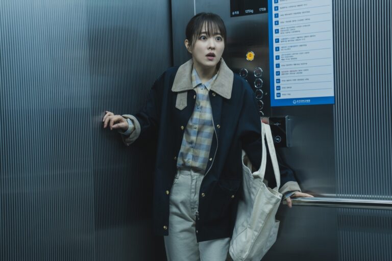 'Light Shop' Review: A Slow-Burning Tale Balancing Human Drama and ...