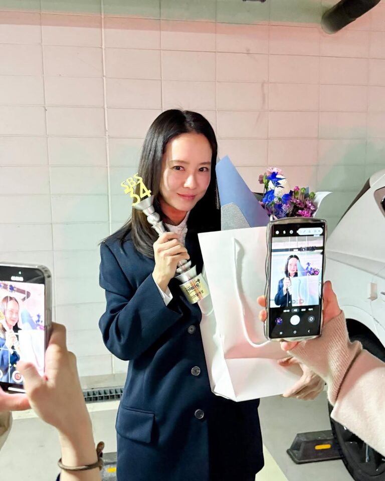 'Running Man' Song Ji Hyo Pens Heartfelt Message After Surprise 'Scene ...