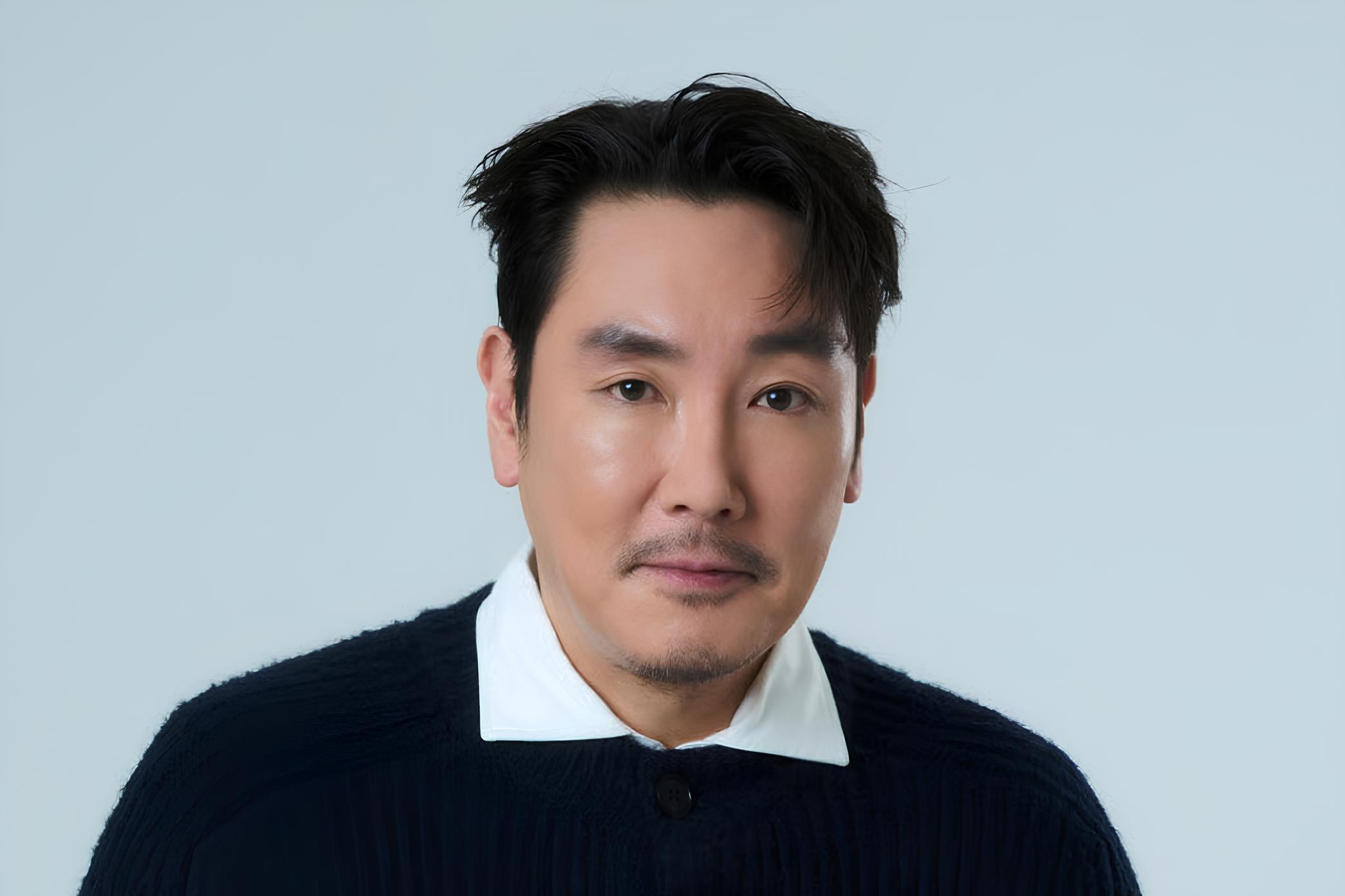 Cho Jin Woong's Lawyer Sues Reporters for Leaking His Juvenile Criminal Record